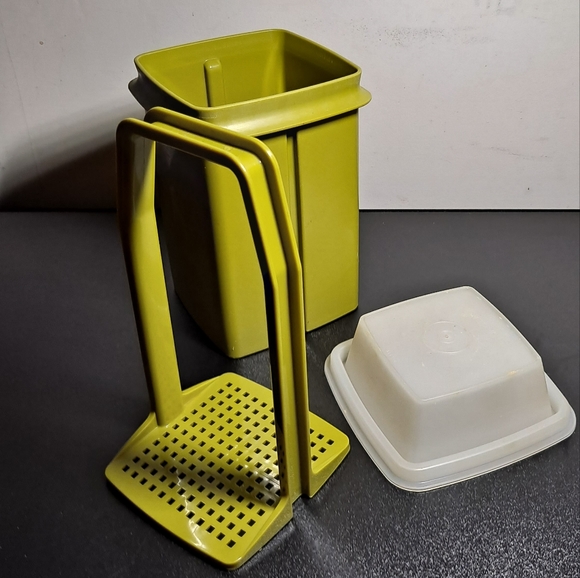 Tupperware | Kitchen | Tupperware Vintage Pickle Keeper | Poshmark